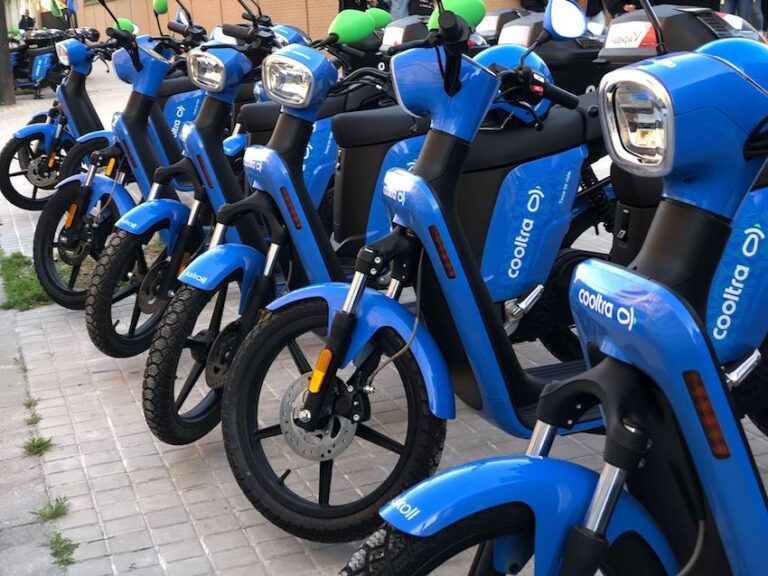 Las motos eléctricas de Cooltra evitan 10.000 toneladas de CO2