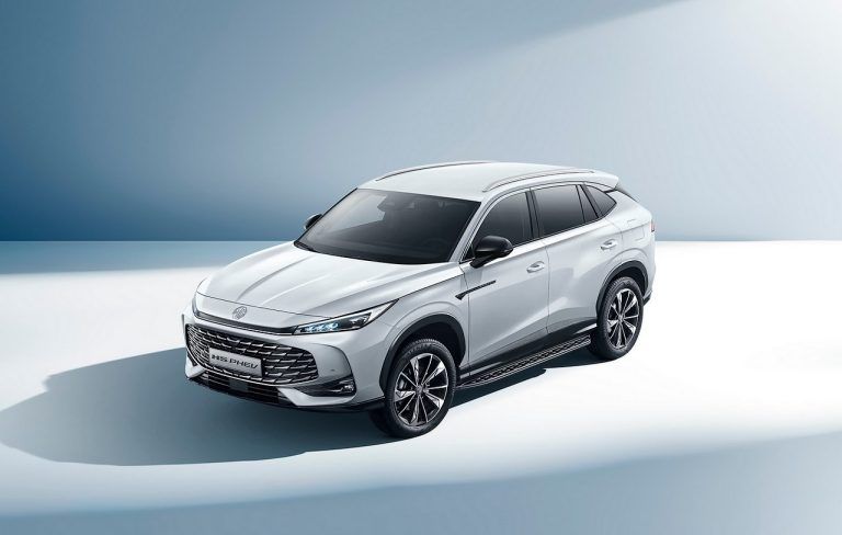 SUV híbridos enchufables: BYD Seal U DM-i vs MG HS PHEV