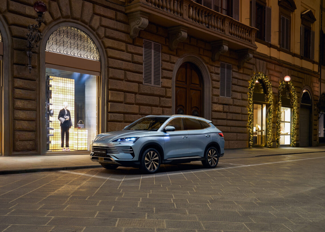 ¿BYD Seal U DM-i o MG HS PHEV? Duelo de SUV híbridos enchufables con ...