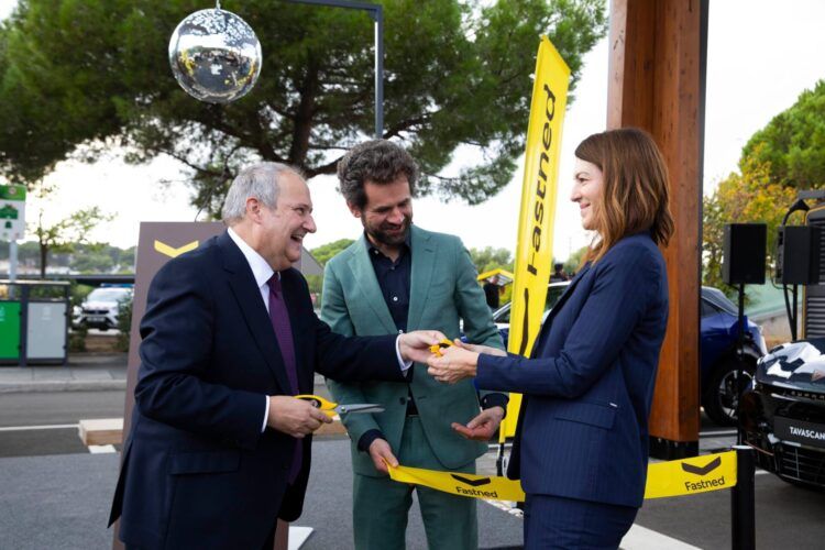 Fastned inaugura dos estaciones de carga ultrarrápida en España